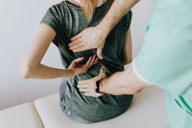 Osteopath vs. Physiotherapist: What’s the Difference?